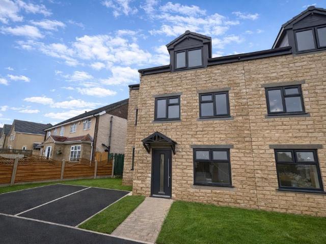 4 bedroom semi detached house for sale