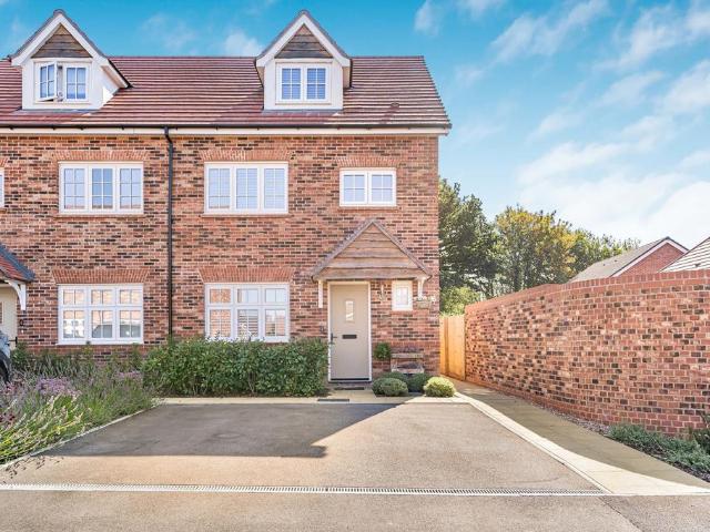 4 bedroom semi detached house for sale