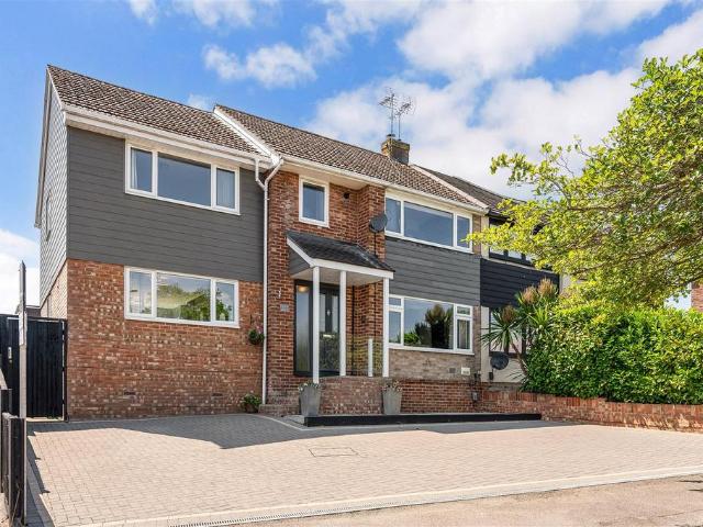 4 bedroom semi detached house for sale