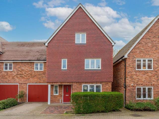 4 bedroom semi detached house for sale