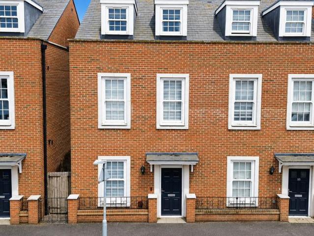 4 bedroom semi detached house for sale