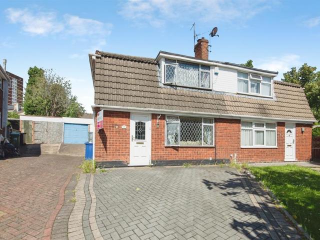 4 bedroom semi detached house for sale