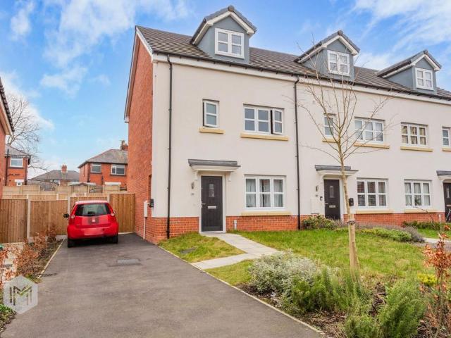4 bedroom semi detached house for sale