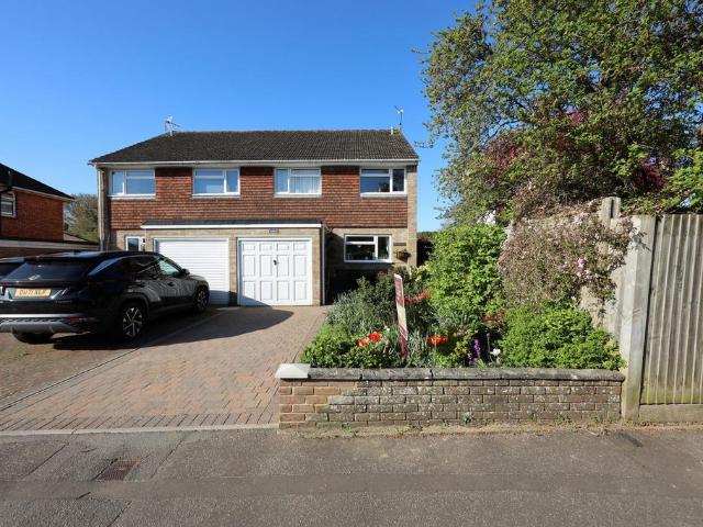 4 bedroom semi detached house for sale
