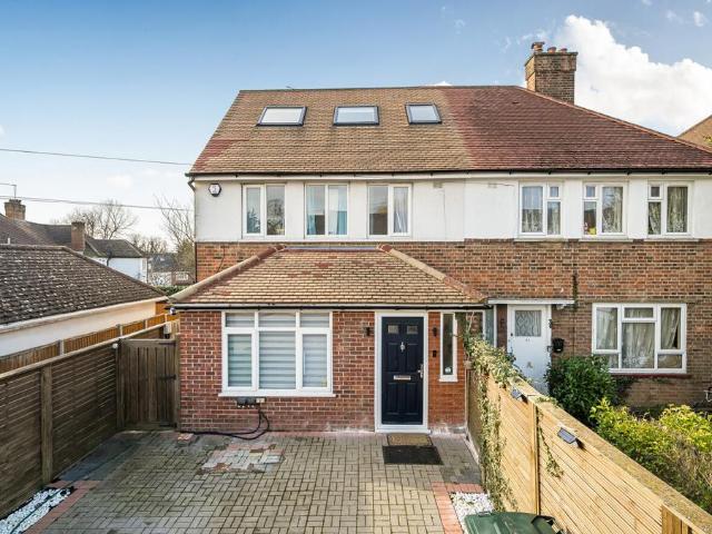 4 bedroom semi detached house for sale