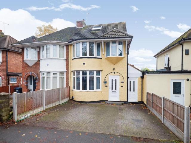 4 bedroom semi detached house for sale