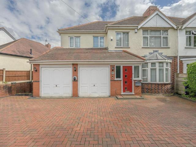 4 bedroom semi detached house for sale