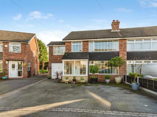 4 bedroom semi detached house for sale