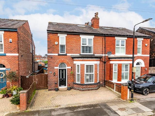 4 bedroom semi detached house for sale