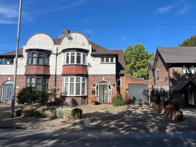 4 bedroom semi detached house for sale