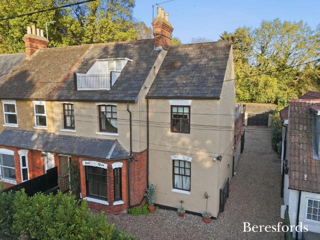 4 bedroom semi detached house for sale