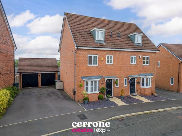4 bedroom semi detached house for sale