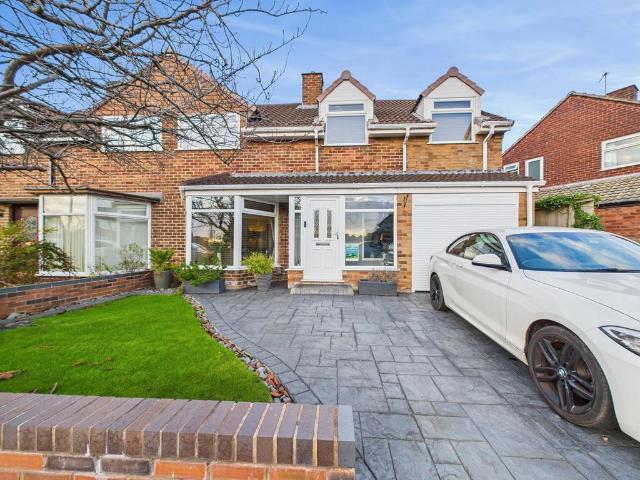 4 bedroom semi detached house for sale