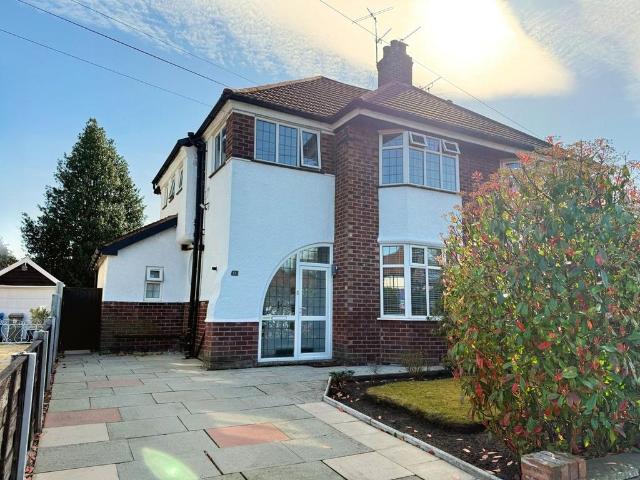 4 bedroom semi detached house for sale