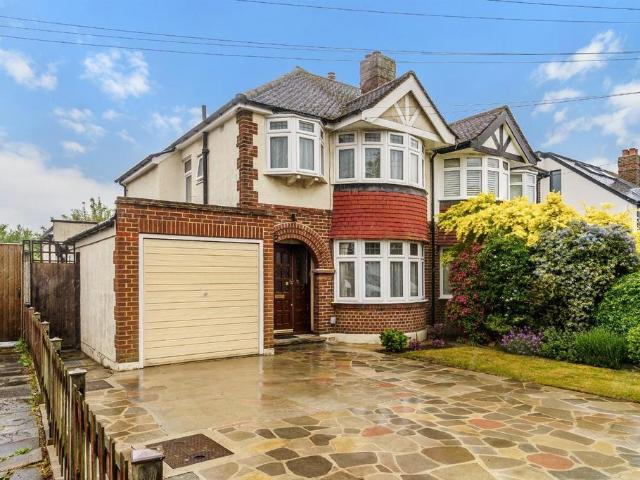 4 bedroom semi detached house for sale