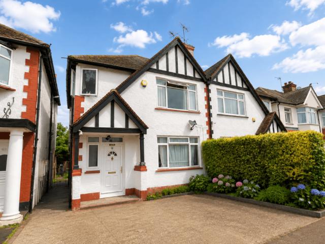4 bedroom semi detached house for sale