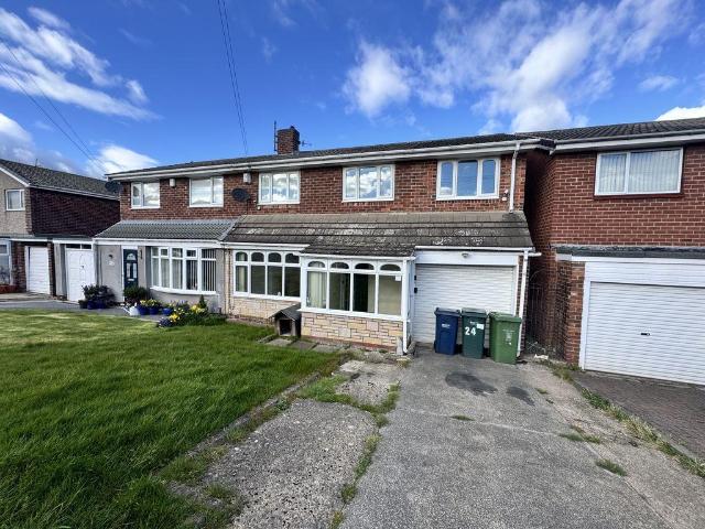 4 bedroom semi detached house for sale