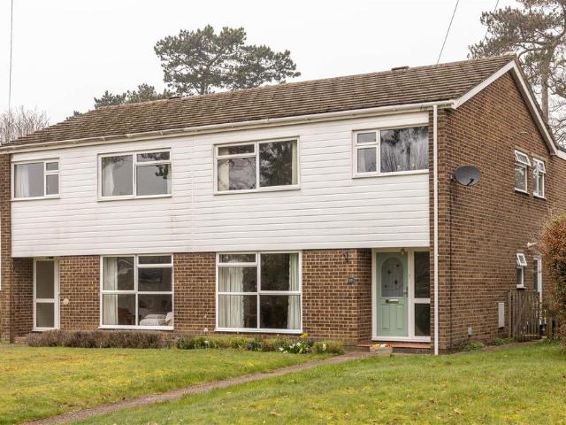 4 bedroom semi detached house for sale