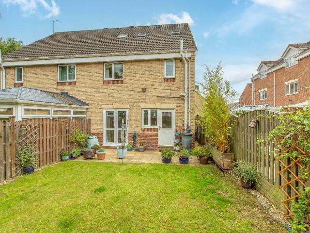 4 bedroom semi detached house for sale