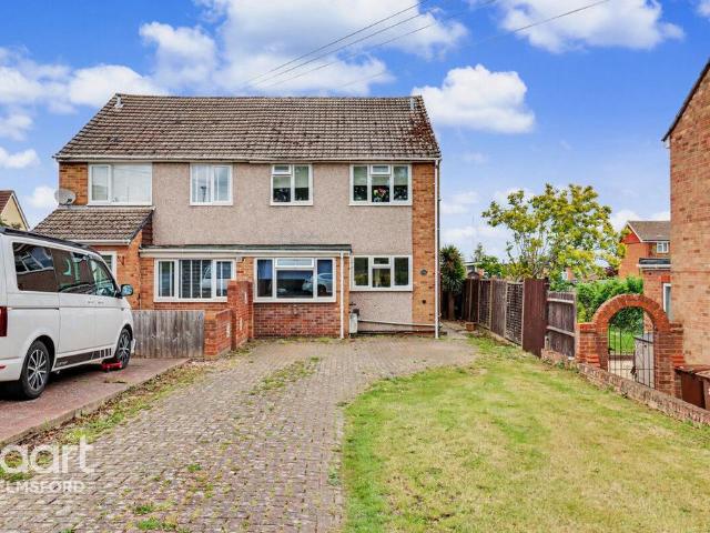 4 bedroom semi detached house for sale