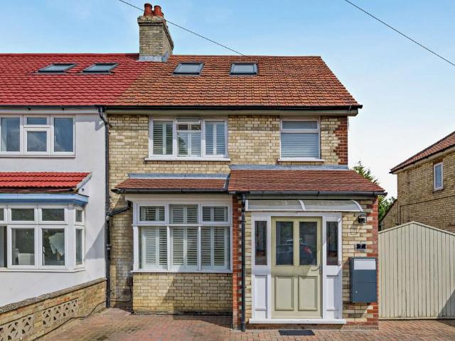 4 bedroom semi detached house for sale