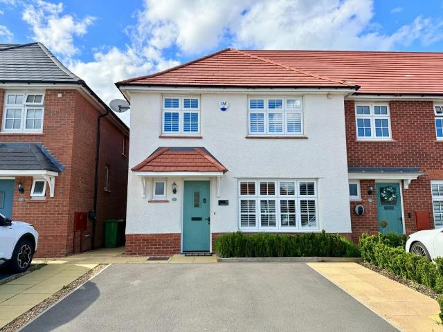 4 bedroom semi detached house for sale