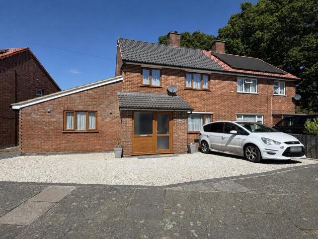 4 bedroom semi detached house for sale