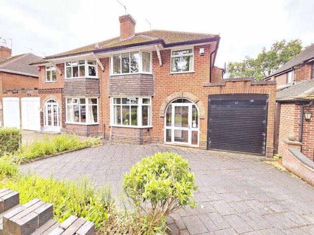 4 bedroom semi detached house for sale