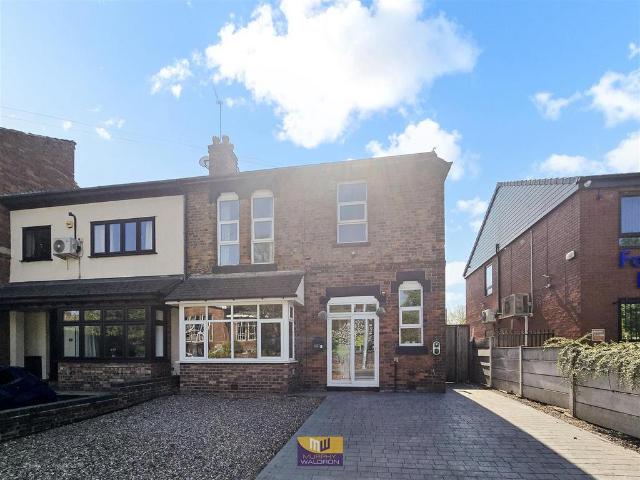4 bedroom semi detached house for sale