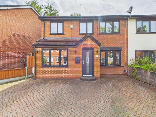 4 bedroom semi detached house for sale