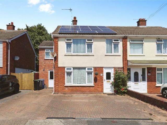 4 bedroom semi detached house for sale