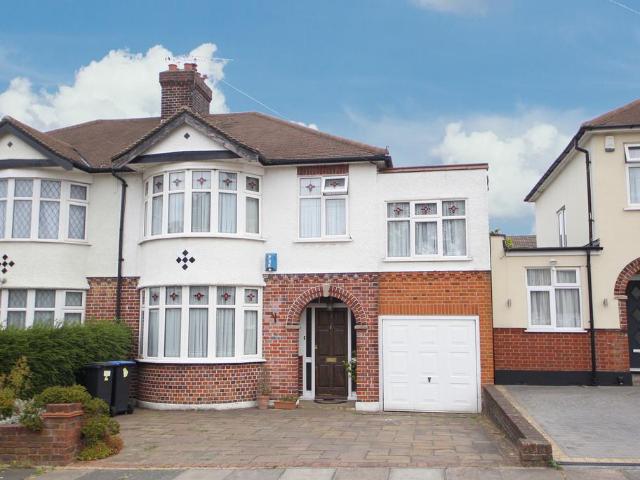 4 bedroom semi detached house for sale
