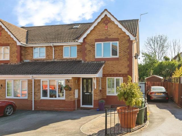 4 bedroom semi detached house for sale