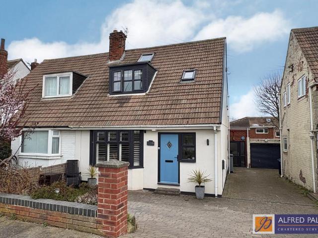 4 bedroom semi detached house for sale
