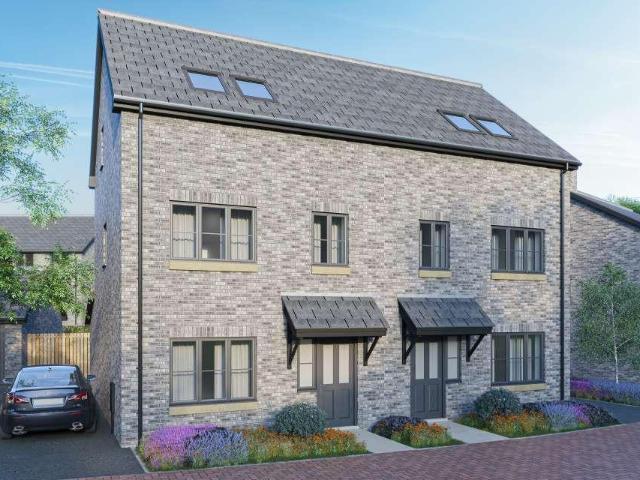 4 bedroom semi detached house for sale