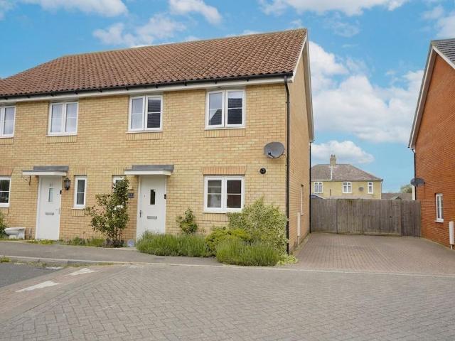 4 bedroom semi detached house for sale