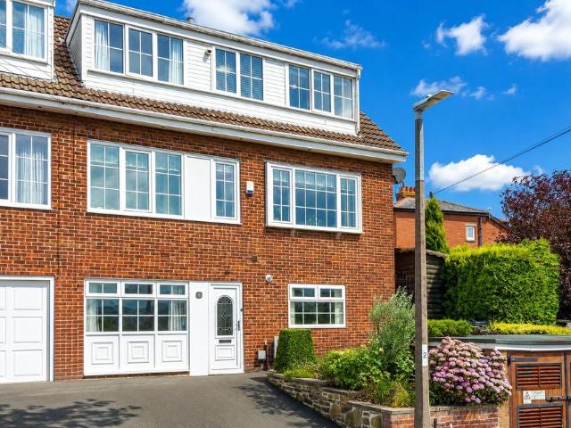 4 bedroom semi detached house for sale