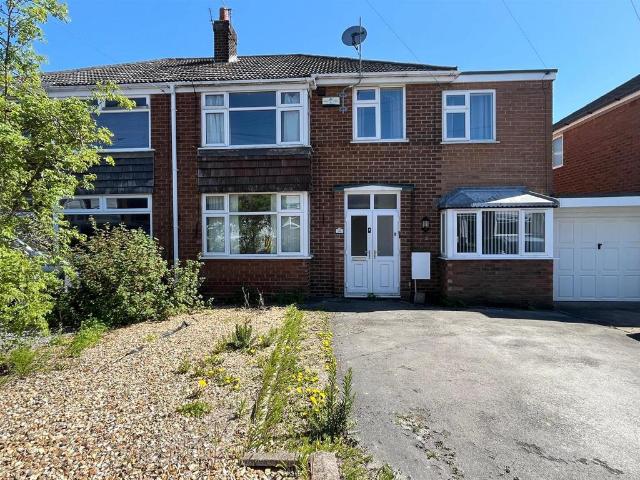4 bedroom semi detached house for sale