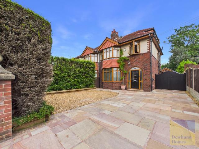 4 bedroom semi detached house for sale