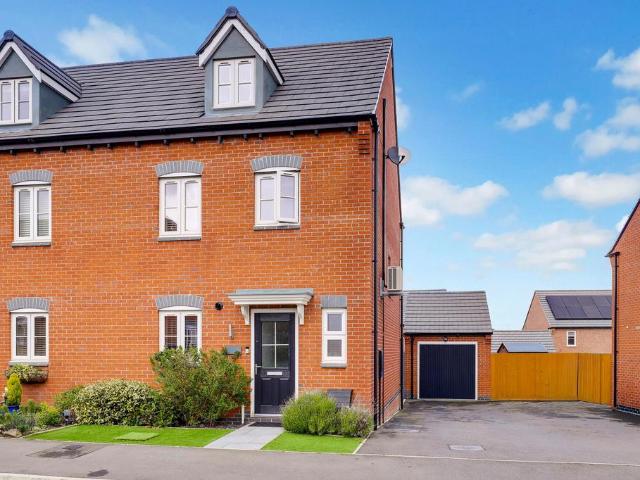 4 bedroom semi detached house for sale