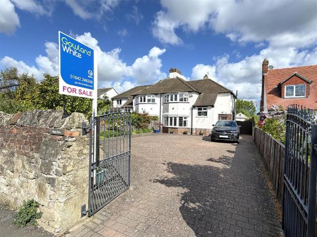 4 bedroom semi detached house for sale