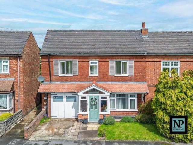 4 bedroom semi detached house for sale