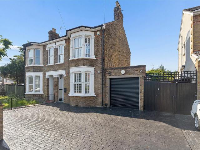4 bedroom semi detached house for sale
