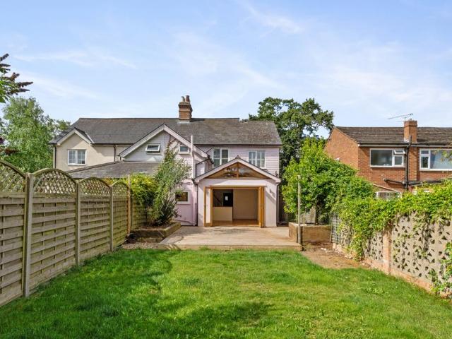 4 bedroom semi detached house for sale