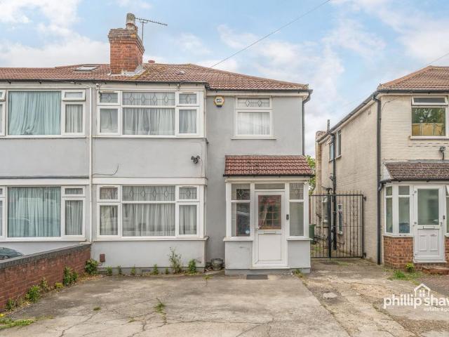 4 bedroom semi detached house for sale