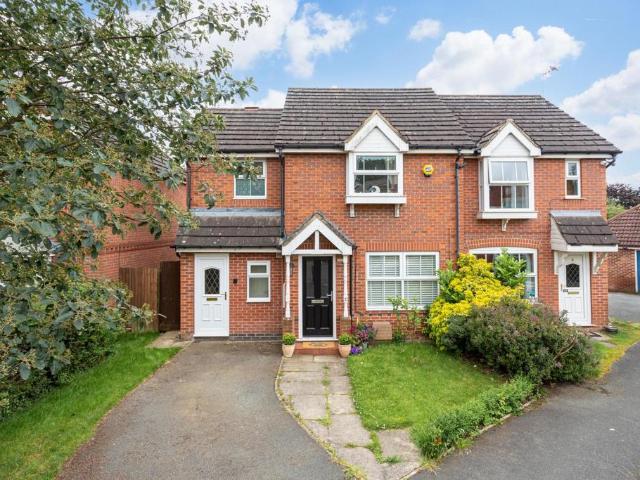 4 bedroom semi detached house for sale