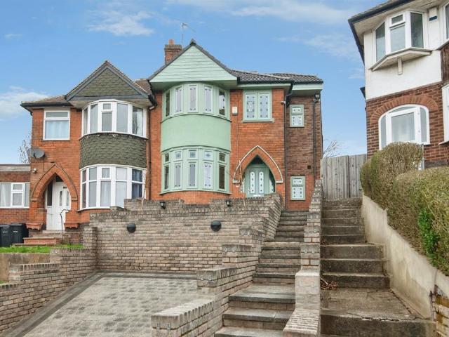 4 bedroom semi detached house for sale