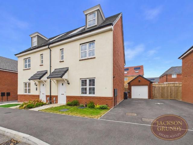 4 bedroom semi detached house for sale