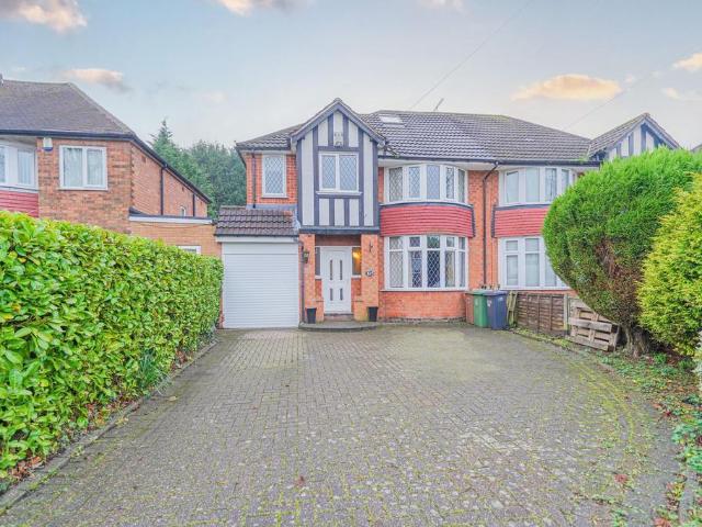 4 bedroom semi detached house for sale
