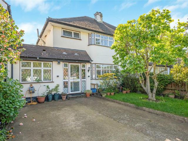 4 bedroom semi detached house for sale